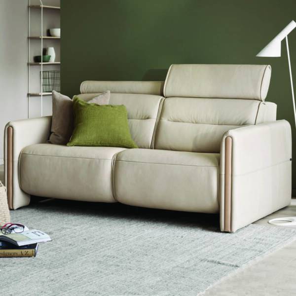 Stressless Emily - Julian Foye