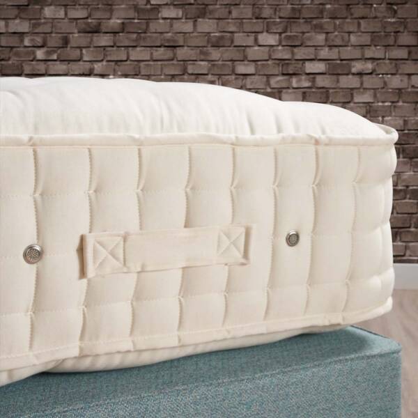 Hypnos Natural Wool Deluxe Mattress - Julian Foye