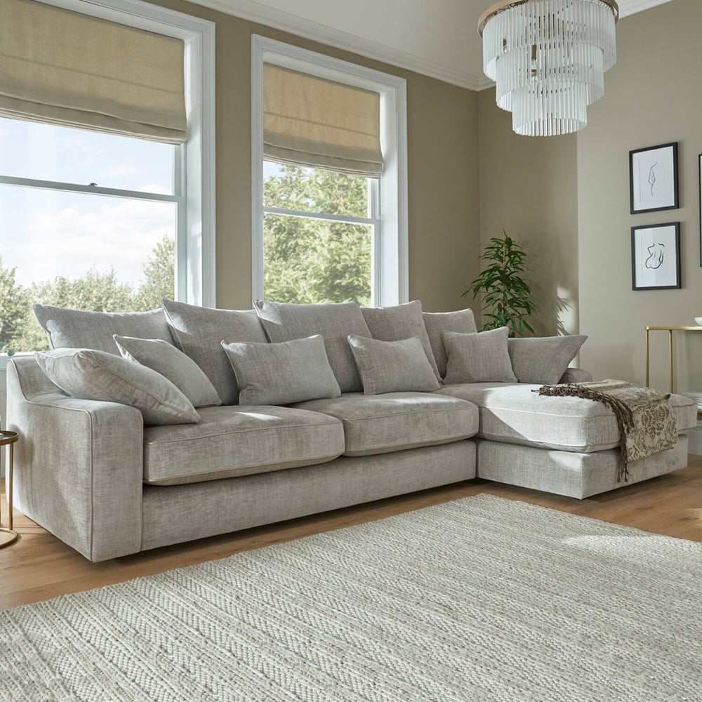 Solo Sofa - Julian Foye