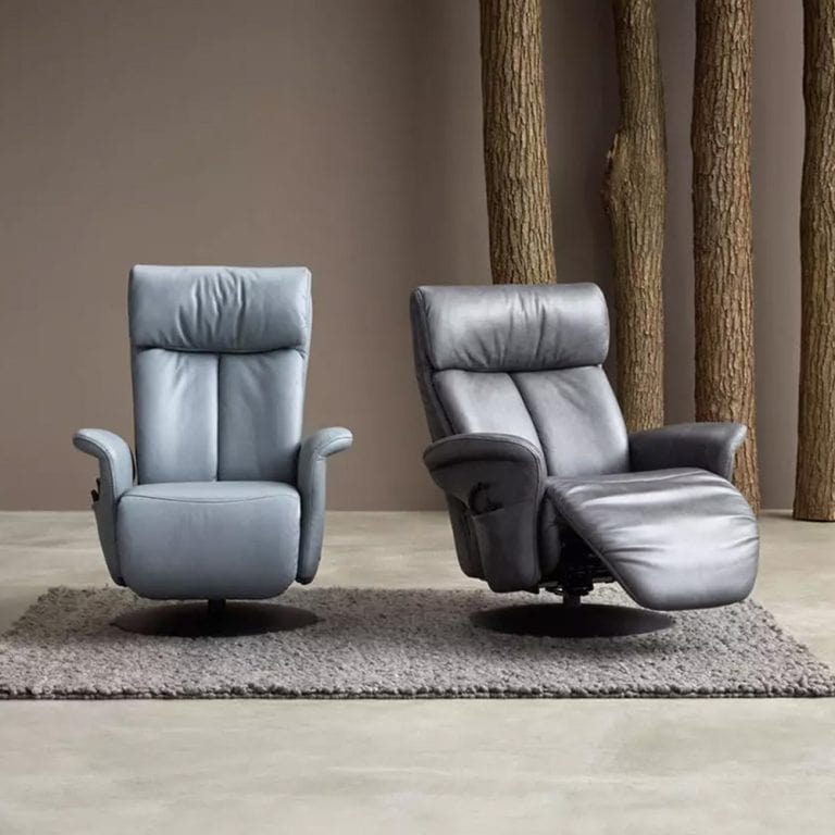 Himolla Chester Sofa - Julian Foye